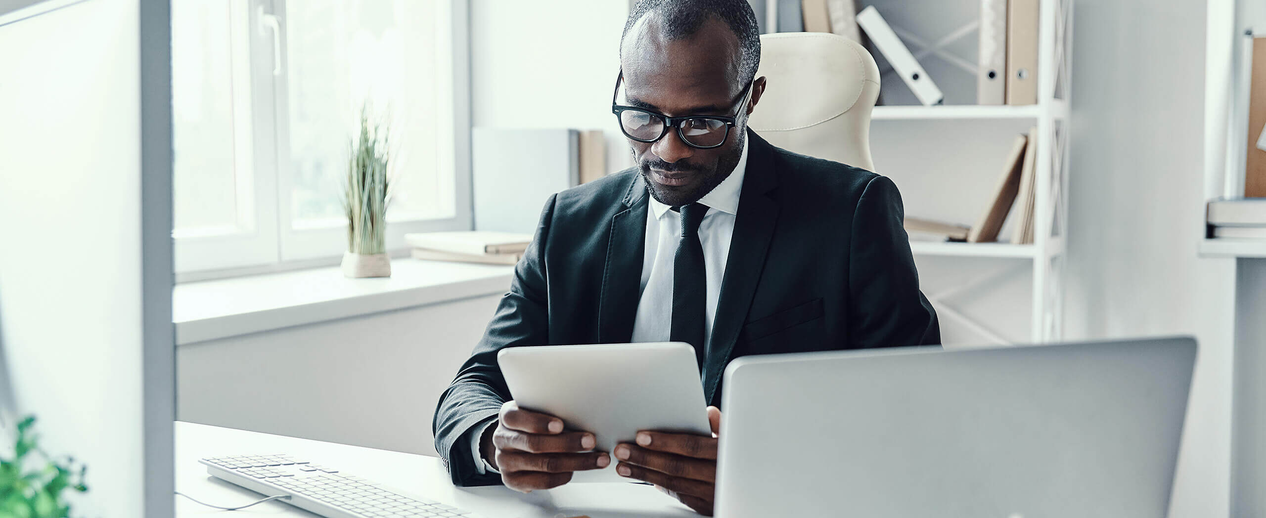 Deferred Compensation: The Pros and Cons | Truist